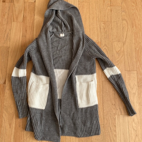 a new day | Sweaters | A New Day Grey Sweater W Front Pockets Sz Xs ...